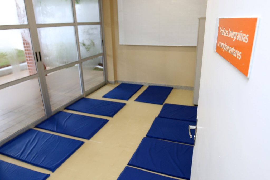 12 Centros de Atenção Psicossocial (CAPS) – Architectus S/S